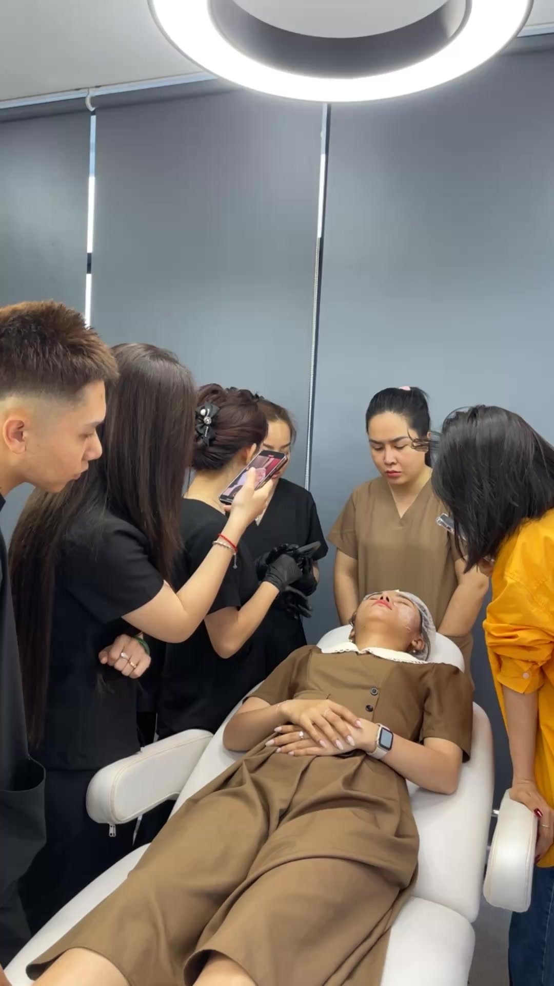 Kèm học viên 1:1 lên mẫu fullface - Madlab Aesthetic & Academy